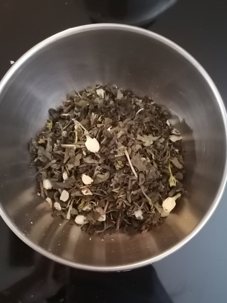 How To Make Tea Powder | Sift & Simmer